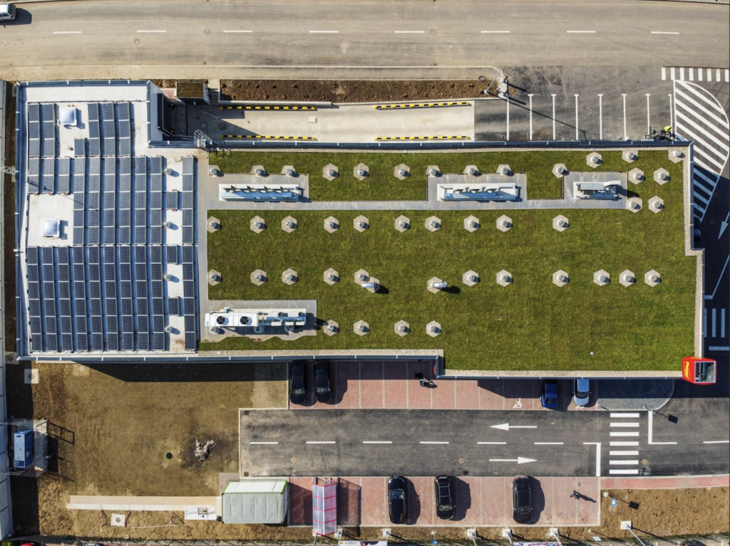 PENNY Otopeni, desemnată cea mai sustenabilă clădire din Centrul și ...